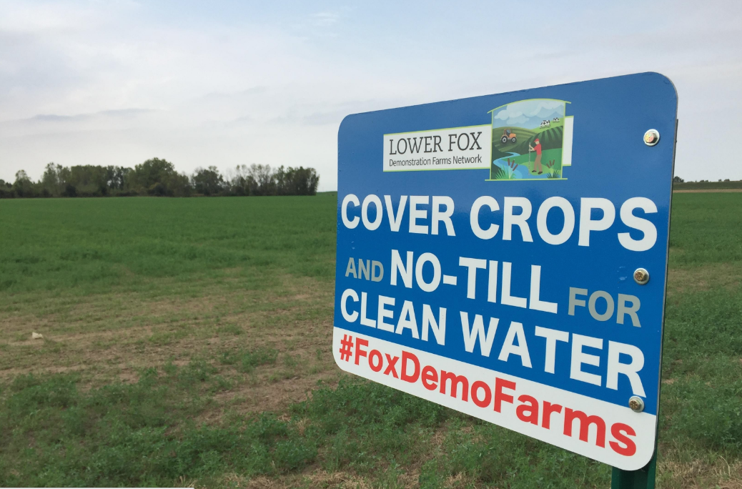 Cover crop signs mark conservation efforts | Wisconsin Energy Institute