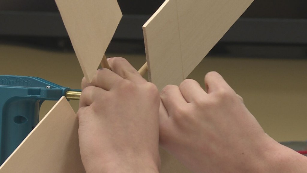 Local teams compete in wind turbine competition | Wisconsin Energy ...