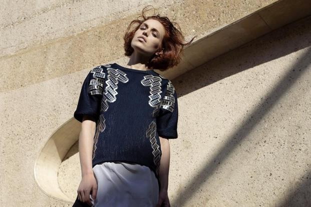 Solar clothes to power your devices | Wisconsin Energy Institute